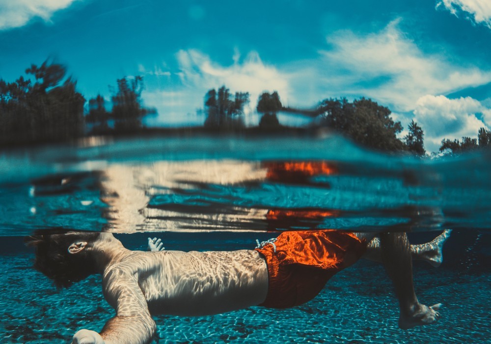 Floating in Water Techniques | swimfolk